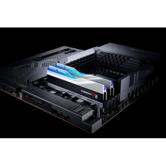 32GB G.Skill DDR5 Trident Z5 RGB 6000MHz CL40 1.35V Dual Channel Kit 2x ...