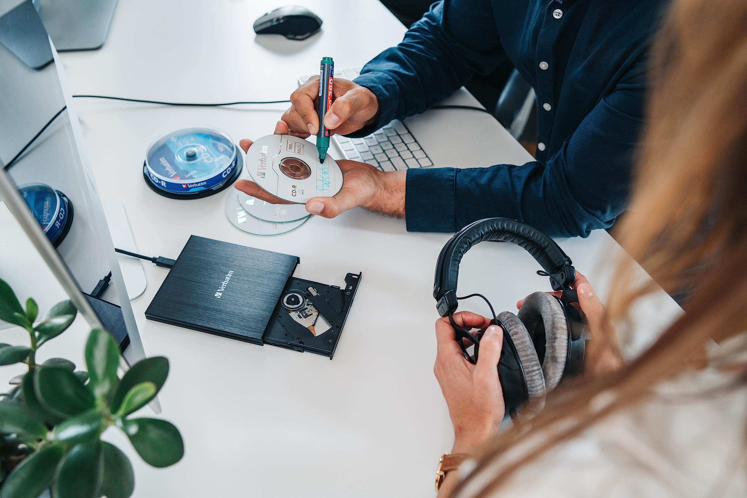 Verbatim 43889 optical disc drive Blu-Ray RW Black