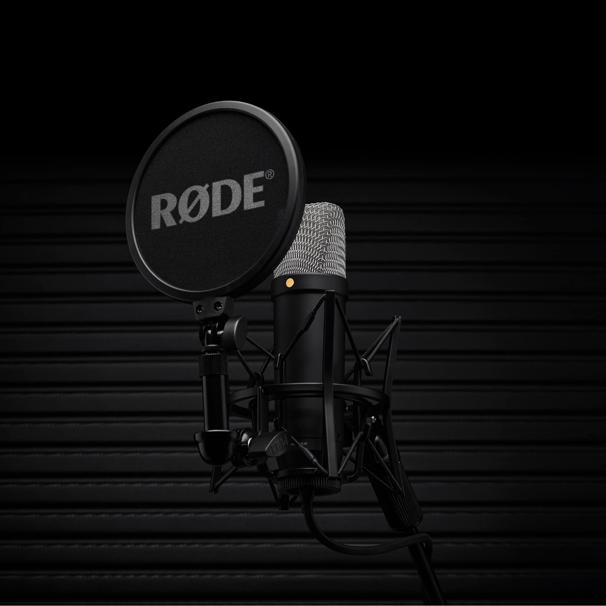 RØDE NT1-A 5th Gen Black Studio microphone