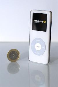 1Gb NEON MP3/MP4 Player Nano Style with FM Radio White